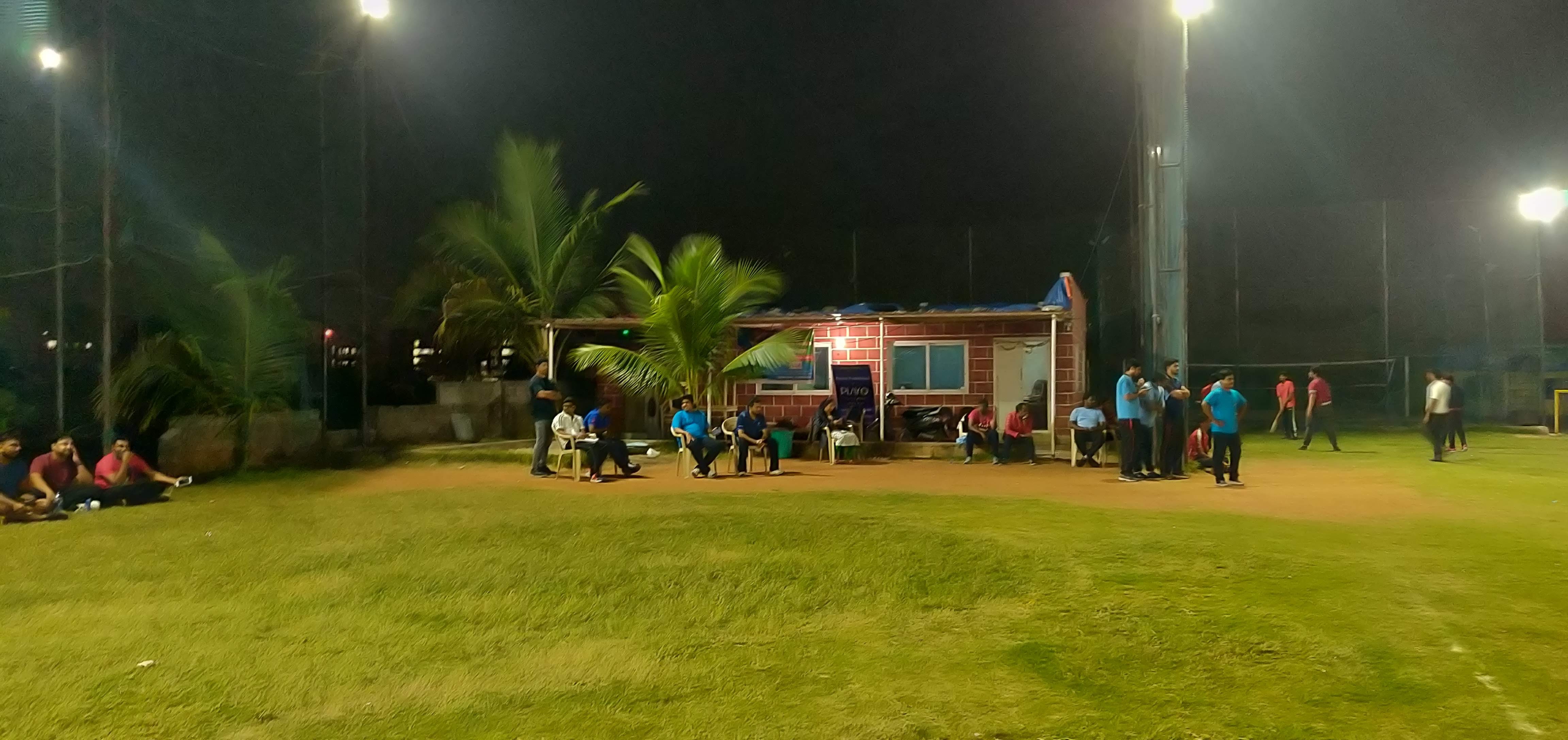 Sporthood Azone Sports & Leisure in Marthanda Nagar, Hafeezpet ...