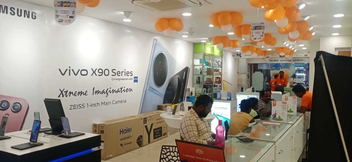 Poorvika Mobiles Thiruvarur in Therku Veethi, Thiruvarur | Mobiles and Electronic Gadgets
