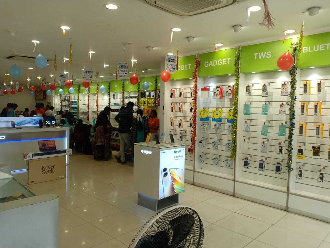 POORVIKA MOBILE in Gobichettipalayam, Gobichettipalayam - 638452 ...