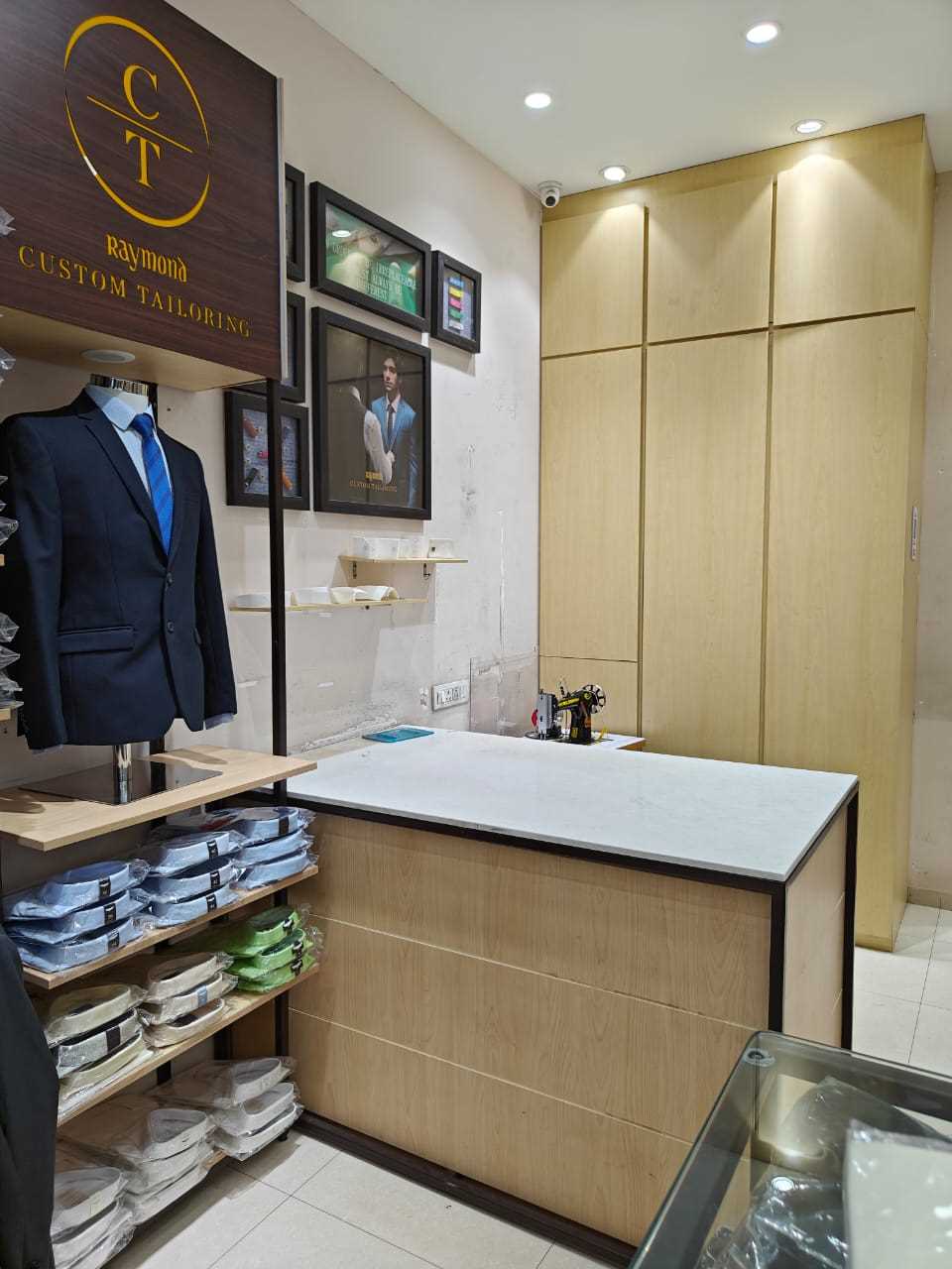 Finest Men's Suits and Clothing in Baner, Pune | Raymond