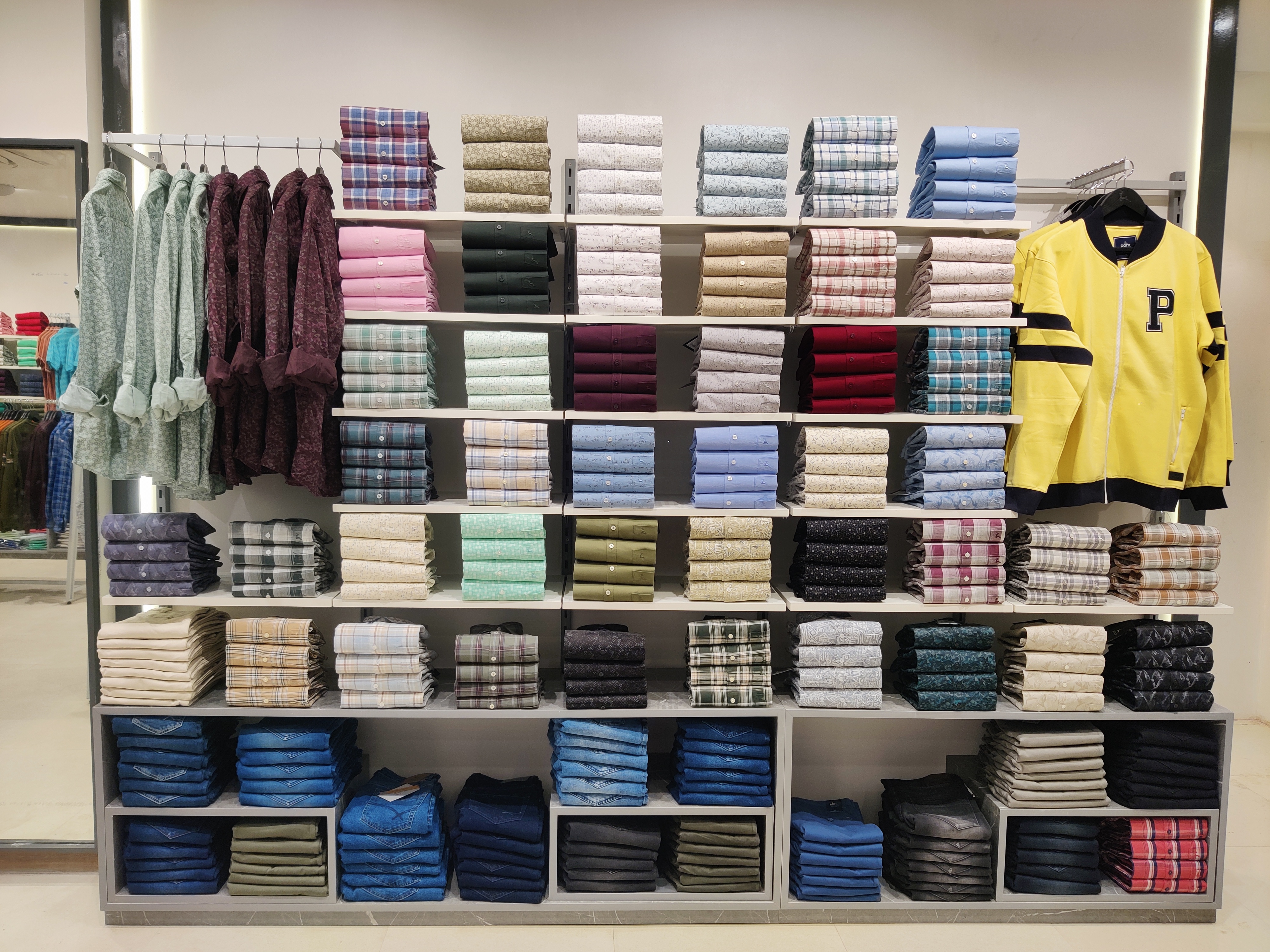 Casual Clothing Store for Men in Ashok Nagar Colony, Baramati | Parx